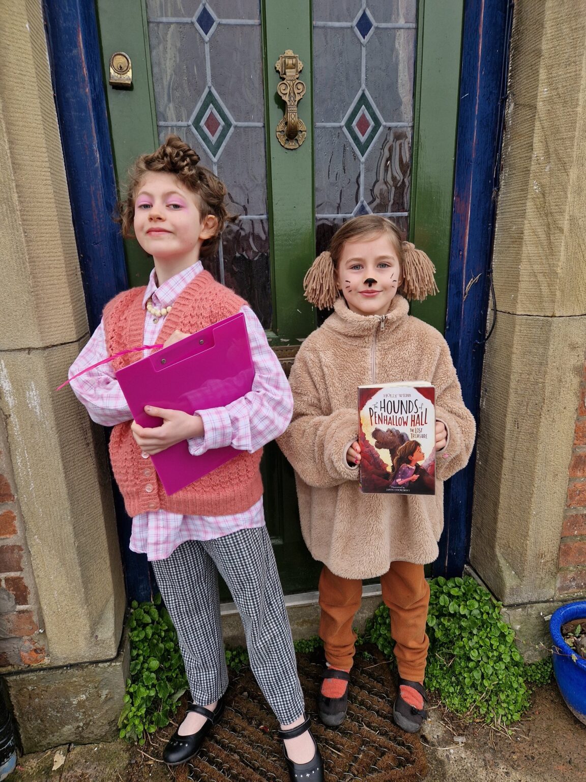 Pictures - Holly Webb